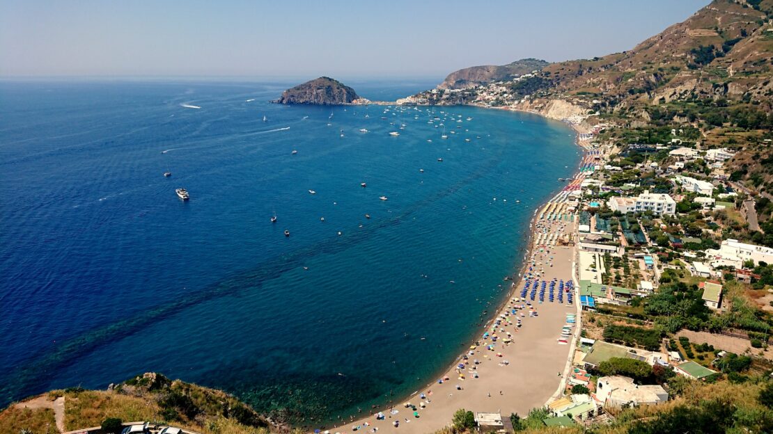 Le spiagge più belle di Ischia - Alicost Spa